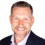 The Hidden Dangers of Fake Eyelashes - Non-Toxic Dad